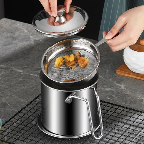 Stainless Steel Kitchen Oil Filter Pot With Tray – Gifto.pk